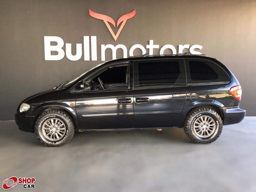 CHRYSLER Caravan LX Preta 2006 - Campo Grande - 989271 | SHOPCAR