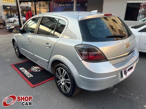 GM - Chevrolet Vectra Hatch Prata 2010 - Campo Grande - 1452613