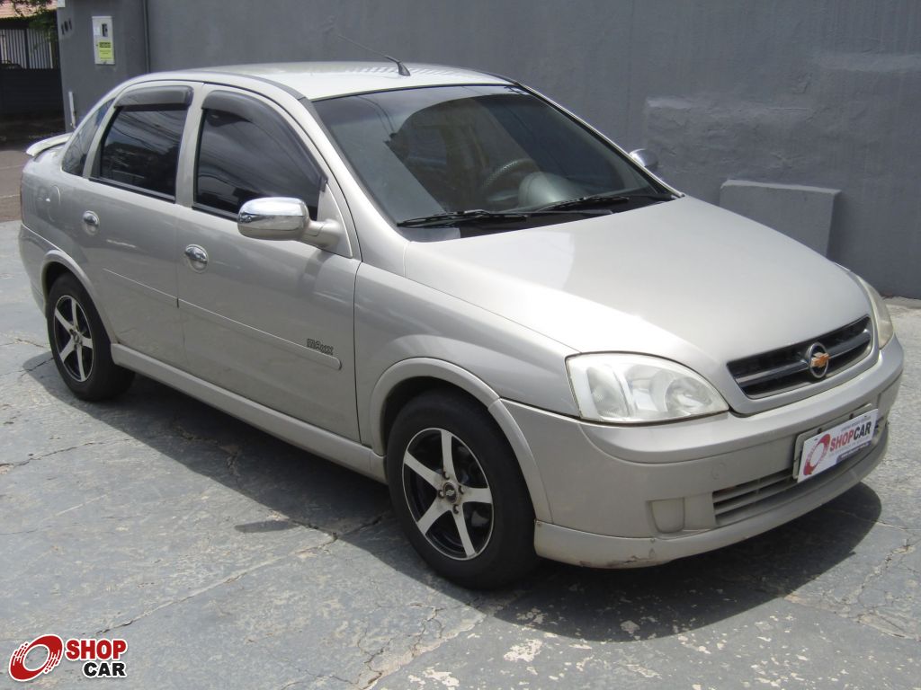 Corsa Sedan Bege 2005 - GM - Chevrolet - Campo Grande - 963610 | SHOPCAR