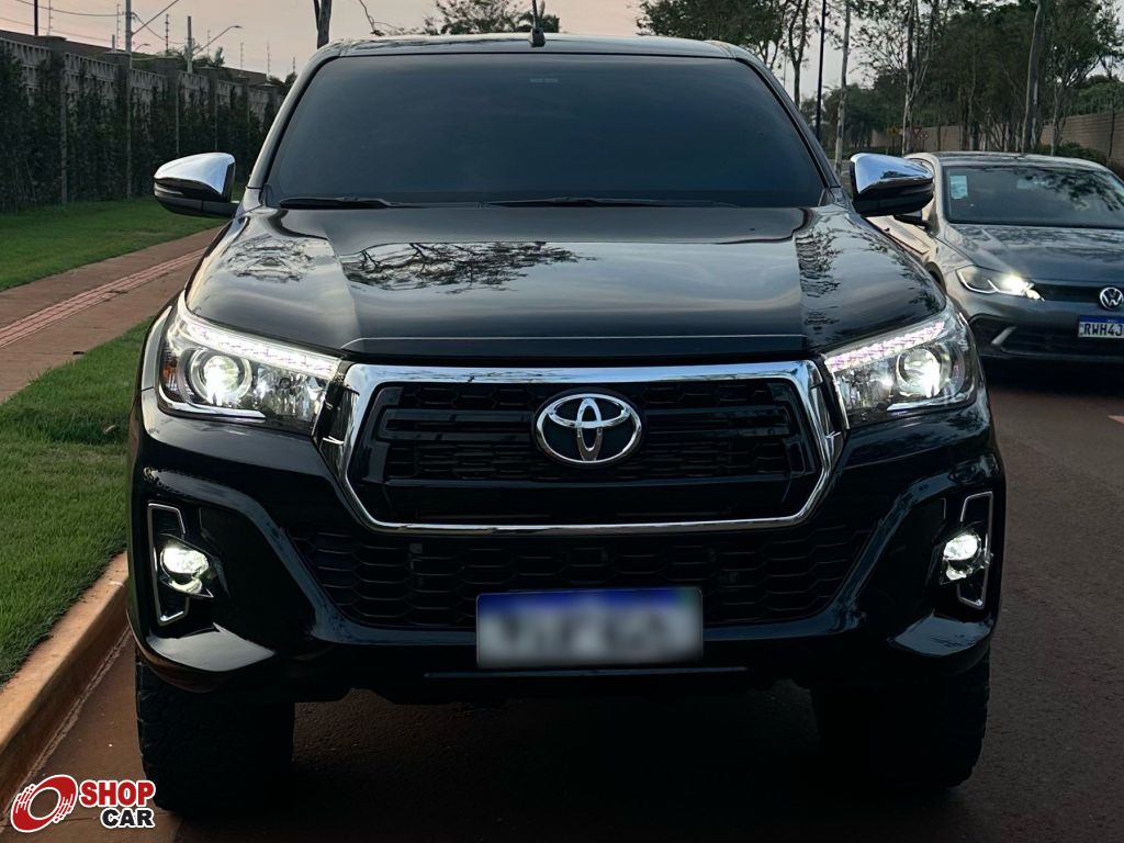 TOYOTA Hilux SRX Preta 2020 - Dourados - 1334398 | SHOPCAR
