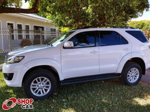 TOYOTA Hilux SW4 Branca 2015 - Ivinhema - 1364618 | SHOPCAR